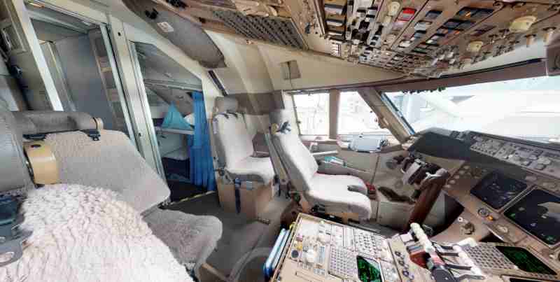 kokpit - KabarPenumpang - Jalur Informasi Penumpang Tiga Moda