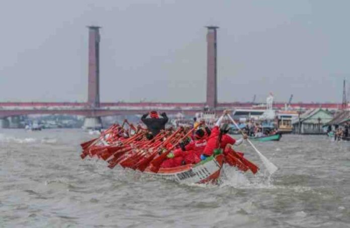 Mengenal Jenis Perahu-Perahu Tradisional khas Indonesia yang ...