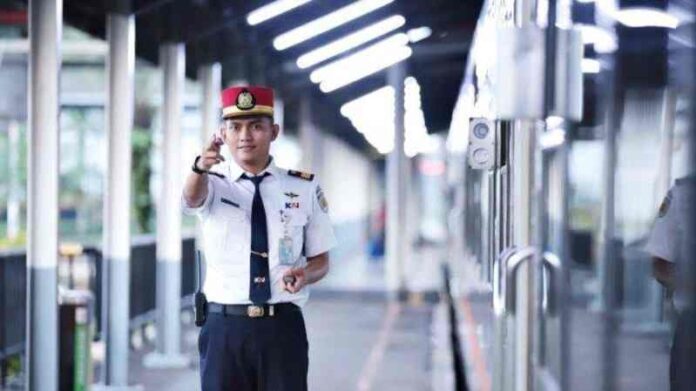 Yuk, Kenali "PPKA" Pekerjaan Paling Vital di Stasiun, Ini Dia ...